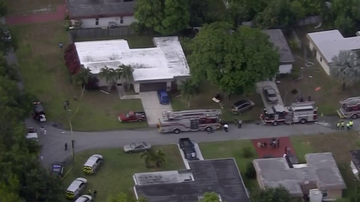 2 Dead After House Fire In Tamarac Nbc 6 South Florida
