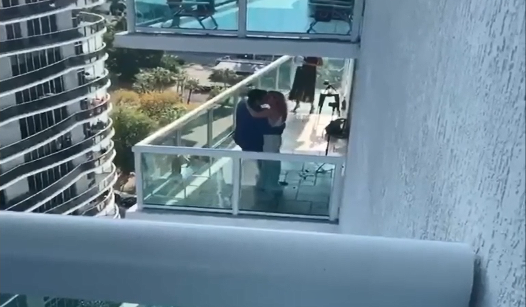 Miami Couple Says ‘I Do’ in Balcony Wedding Video Amid Pandemic – NBC 6 ...