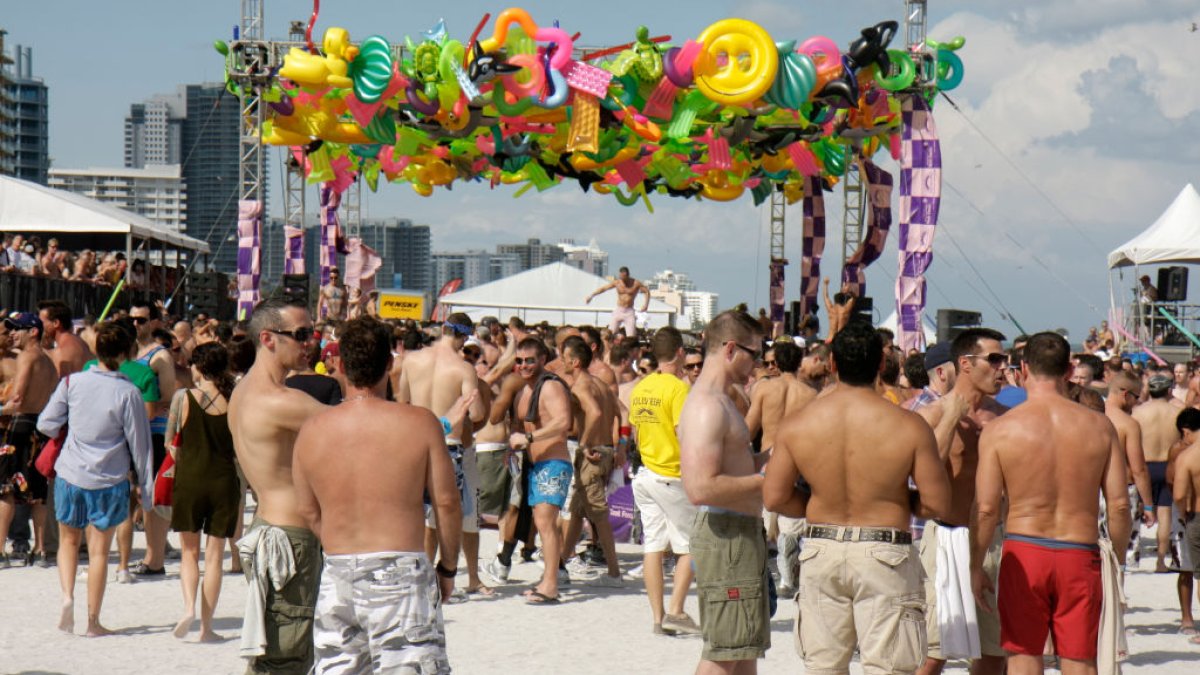 Coronavirus Case Linked to Miami Beach’s Winter Party Festival Attendee ...