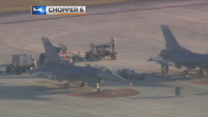 5 People Being Treated After Possible Hydrogen Leak in Aircraft at ...