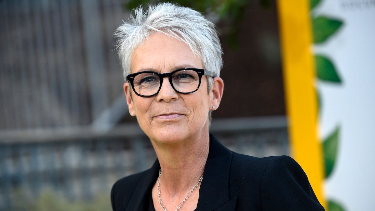 Jamie Lee Curtis Marks 22 Years of Sobriety With Throwback Photo to ...
