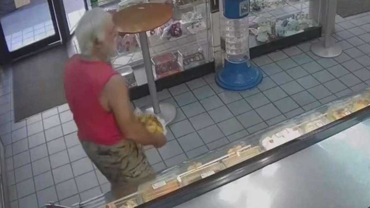 Man Accused of Stealing Cake From Miami Bakery – NBC 6 South Florida