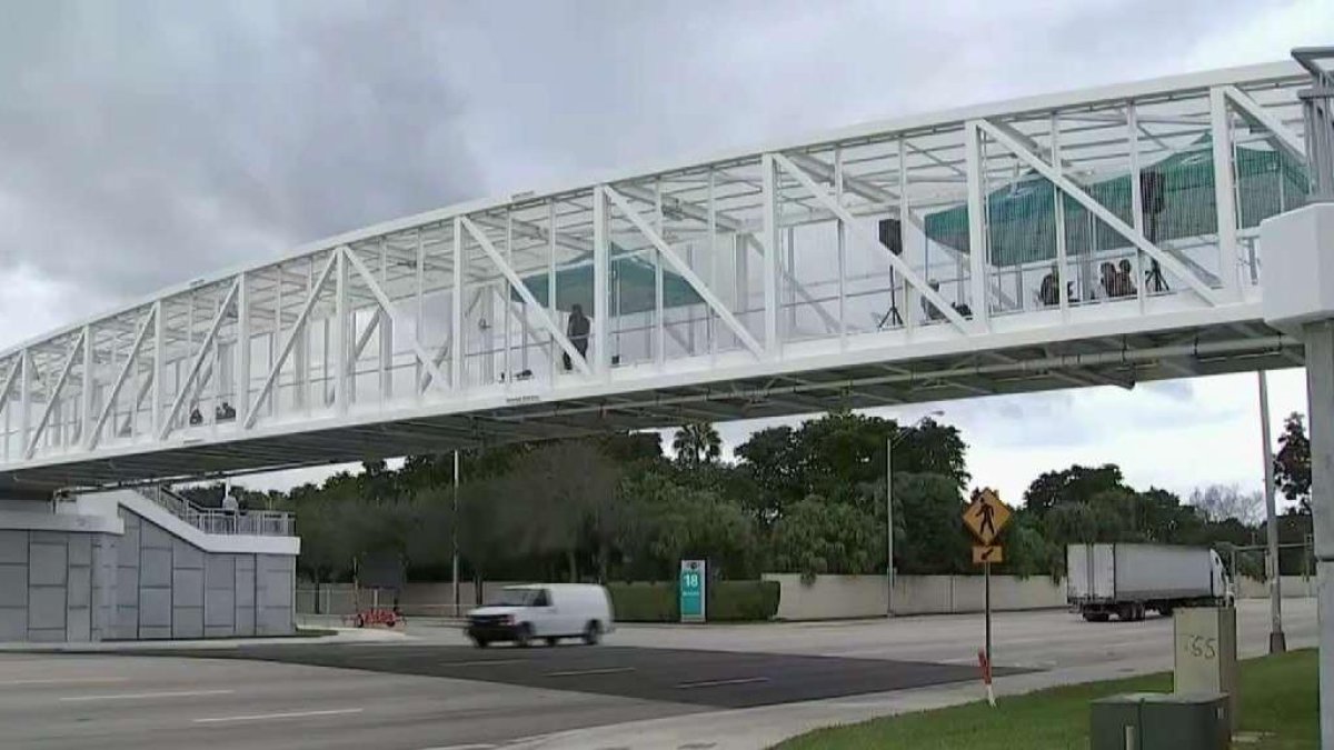 Hard Rock Stadium Pedestrian Bridge Opens Ahead of Super Bowl LIV – NBC ...