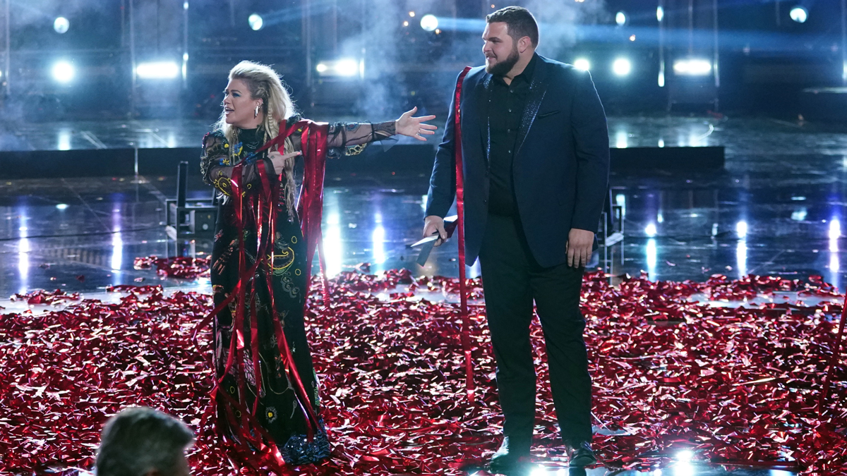 Country Singer Jake Hoot Wins ‘The Voice’ Season 17 – NBC 6 South Florida