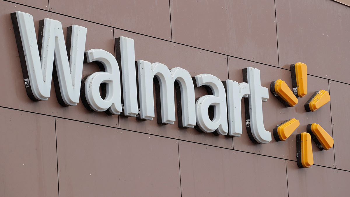 Miami man accused of battery in Walmart parking lot argument, cops say ...