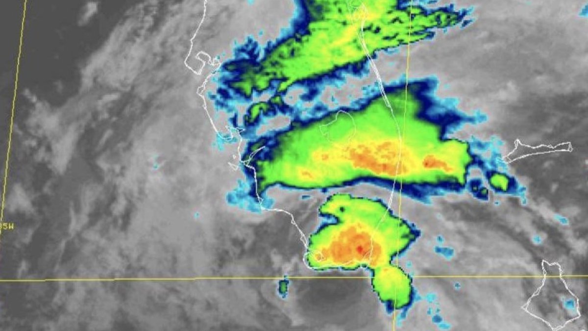 Tropical Storm Eta Brings Heavy Rain, Flooding, Storm Surge to South ...