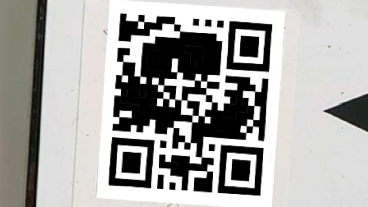 Fake QR Codes Can Expose Your Phone to Hackers. Here’s How to Protect ...
