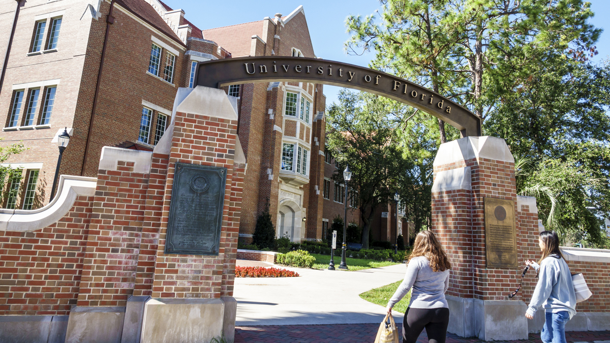 University of Florida building evacuated after reported shooting nearby ...
