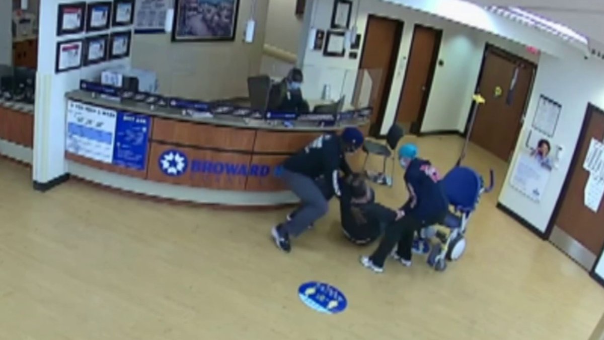 Footage Shows Man Having Heart Attack Inside Hospital, Staff Rushing to ...