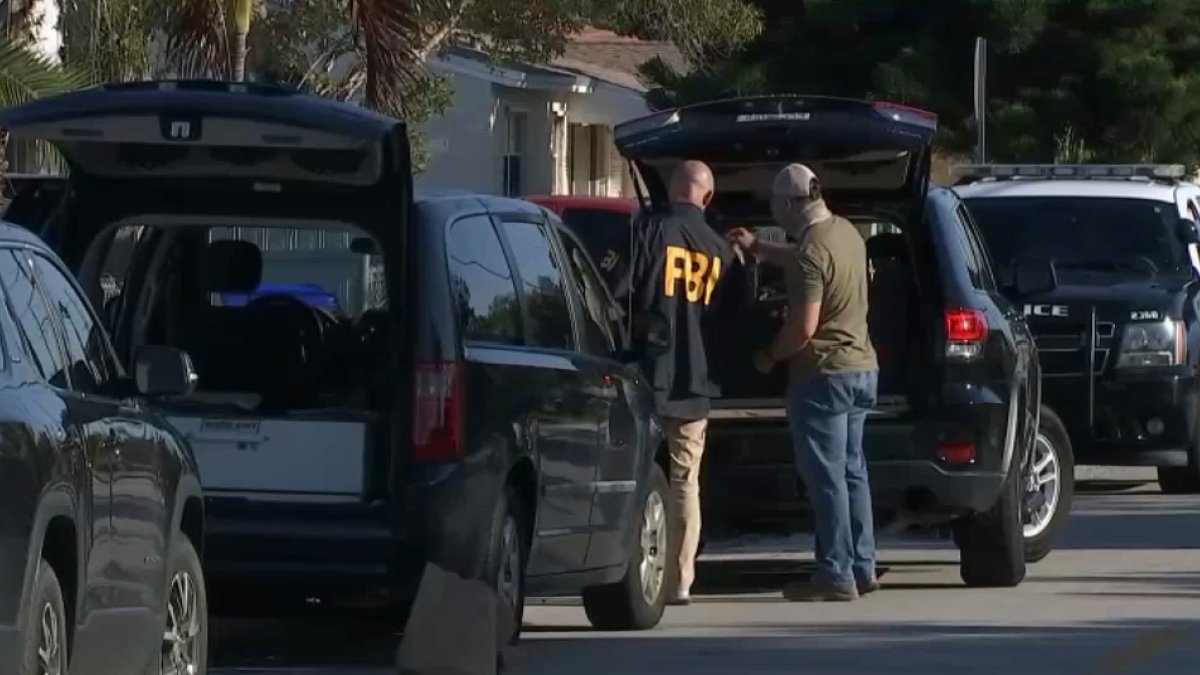 FBI Investigation Underway at Hollywood Home – NBC 6 South Florida