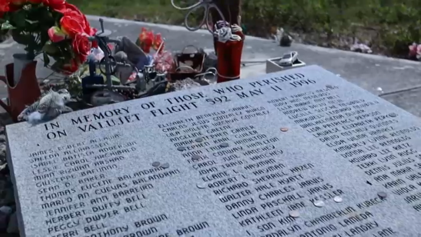 First Responders, Families Remember 1996 ValuJet Crash – NBC 6 South ...