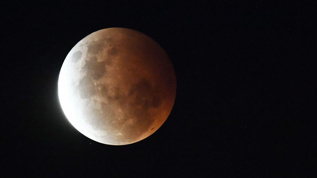 When to Watch the Partial Lunar Eclipse in South Florida – NBC 6 South ...