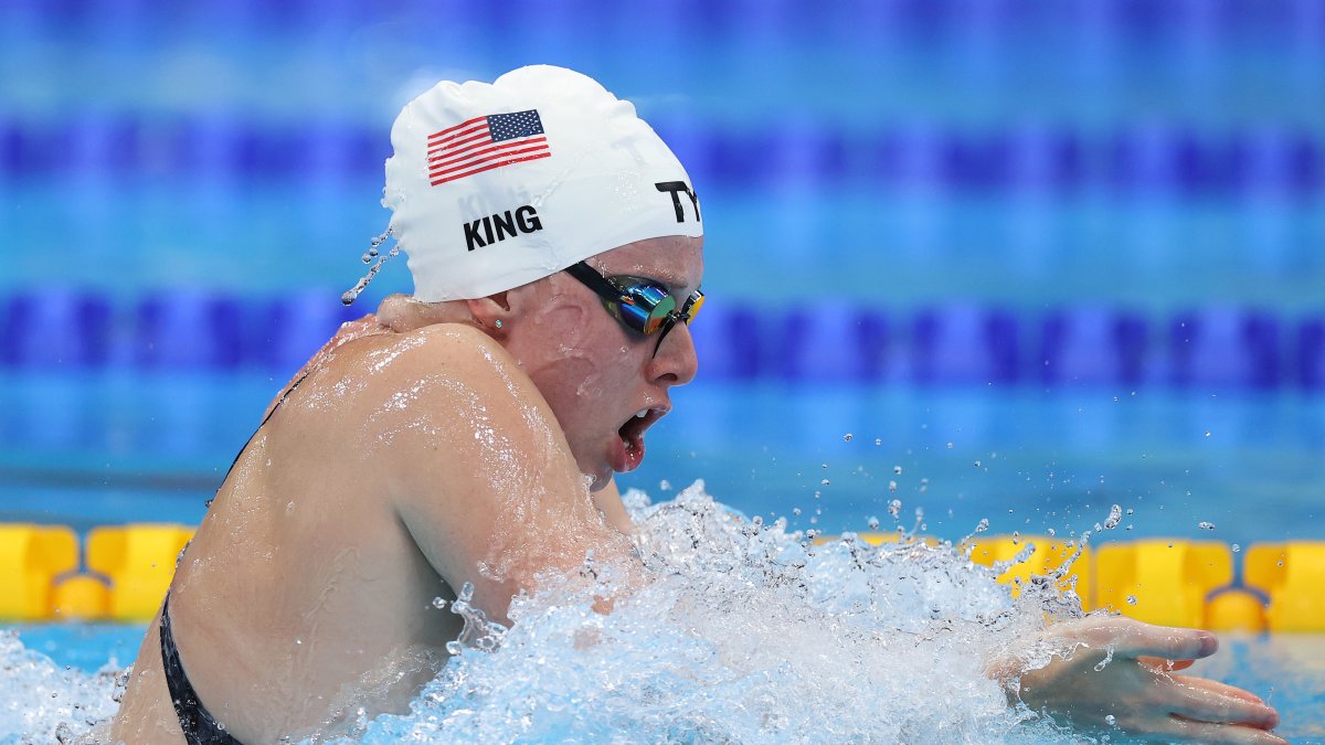 Lilly King, Chase Kalisz Advance to Semifinals in Swimming Events – NBC ...