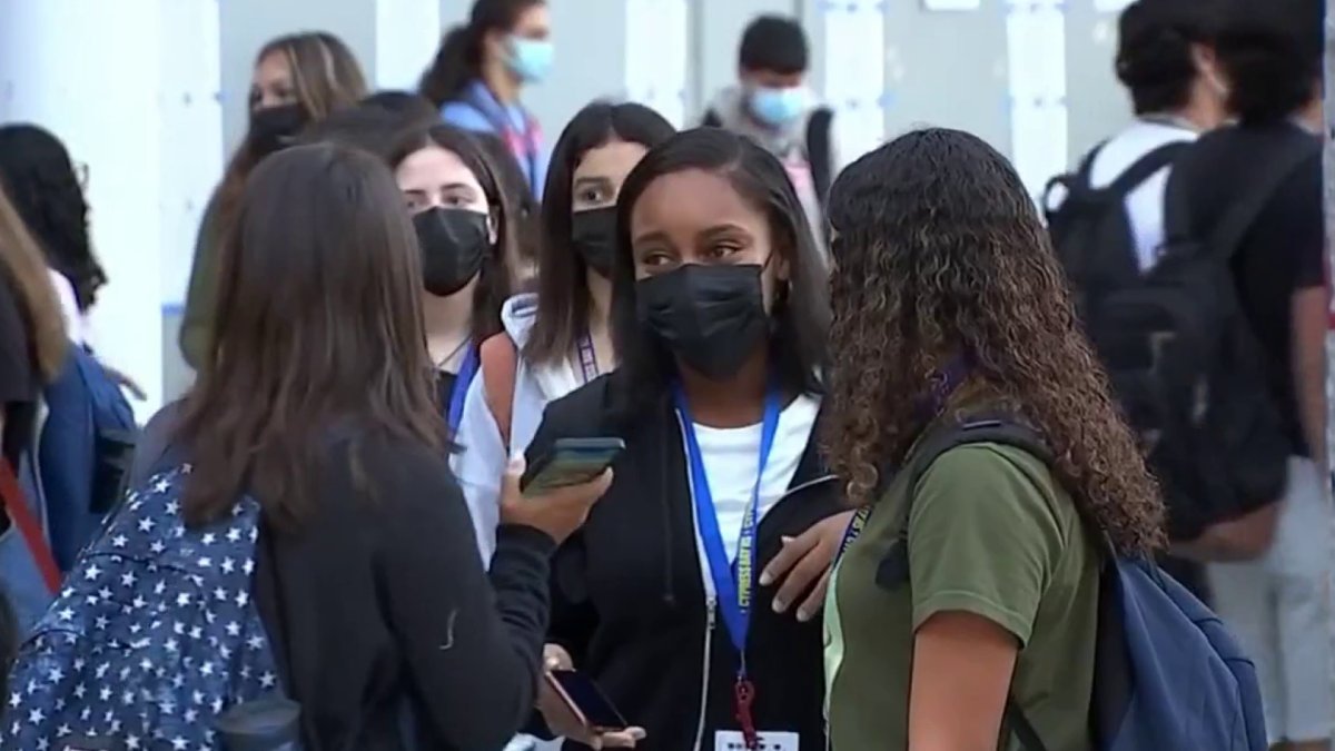 Florida Orders Broward Schools To Comply To Mask Mandate Ban NBC 6 florida-orders-broward-schools-to-comply-to-mask-mandate-ban-nbc-6