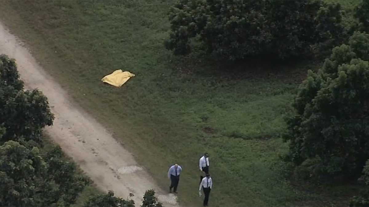 Police Investigating After Man’s Body Found in Field in SW Miami-Dade ...