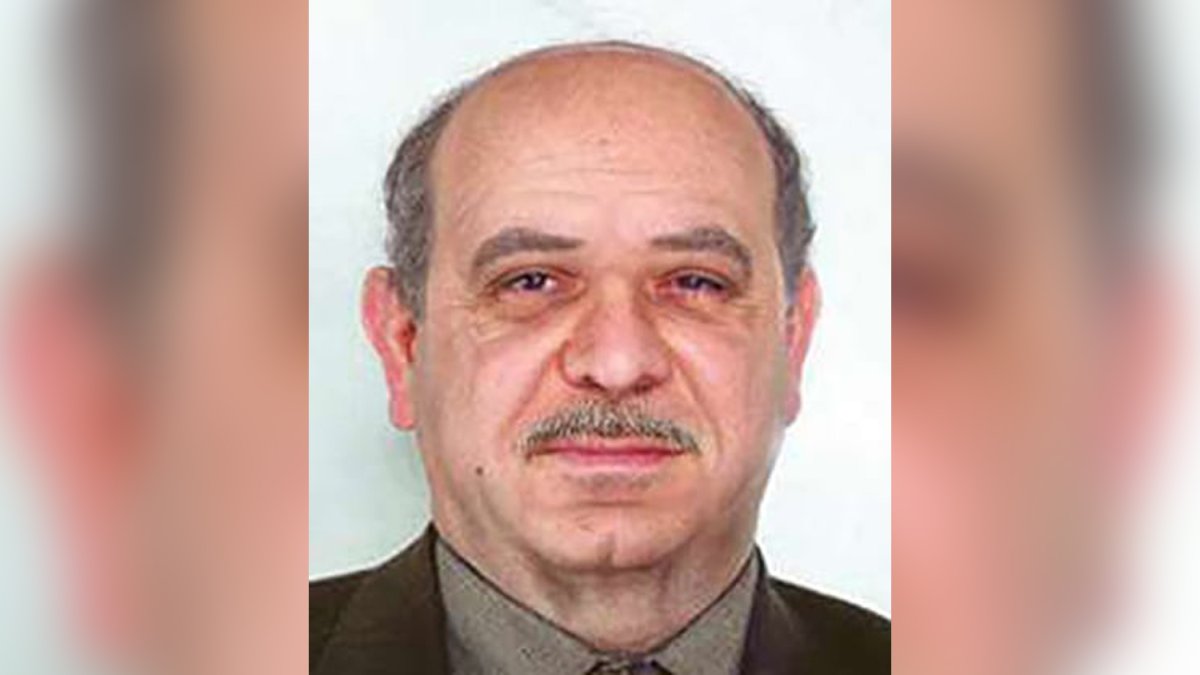 Man Spotted at 2016 Baseball Game Resembles Fraudster Wanted Since 1998 ...