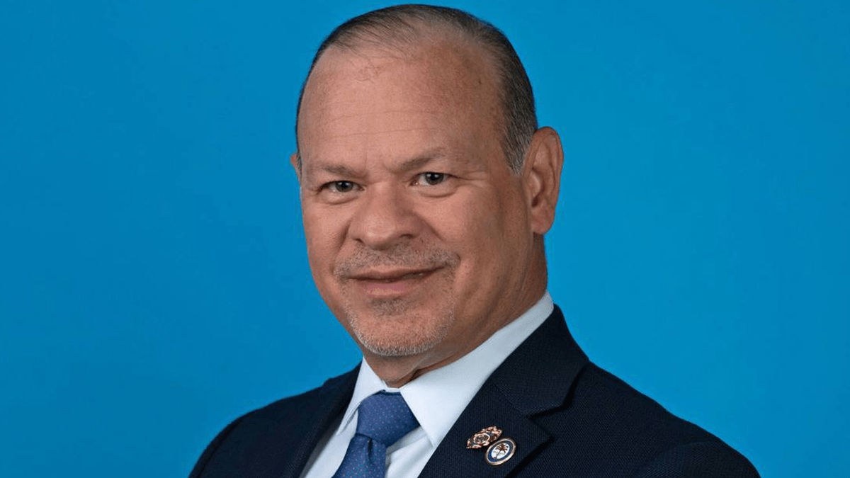 Miami Mayoral Candidate Wanted for Allegedly Impersonating Cop Arrested ...