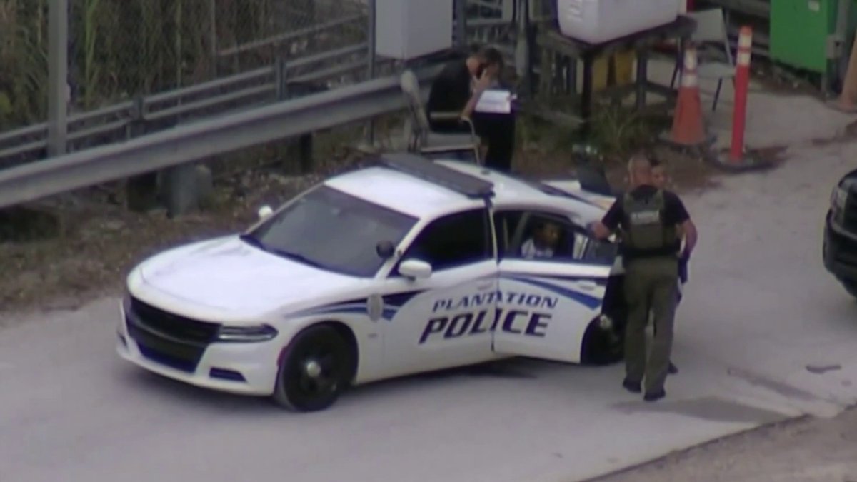 Man in Custody After High-Speed Chase, Bailout in Broward County – NBC ...