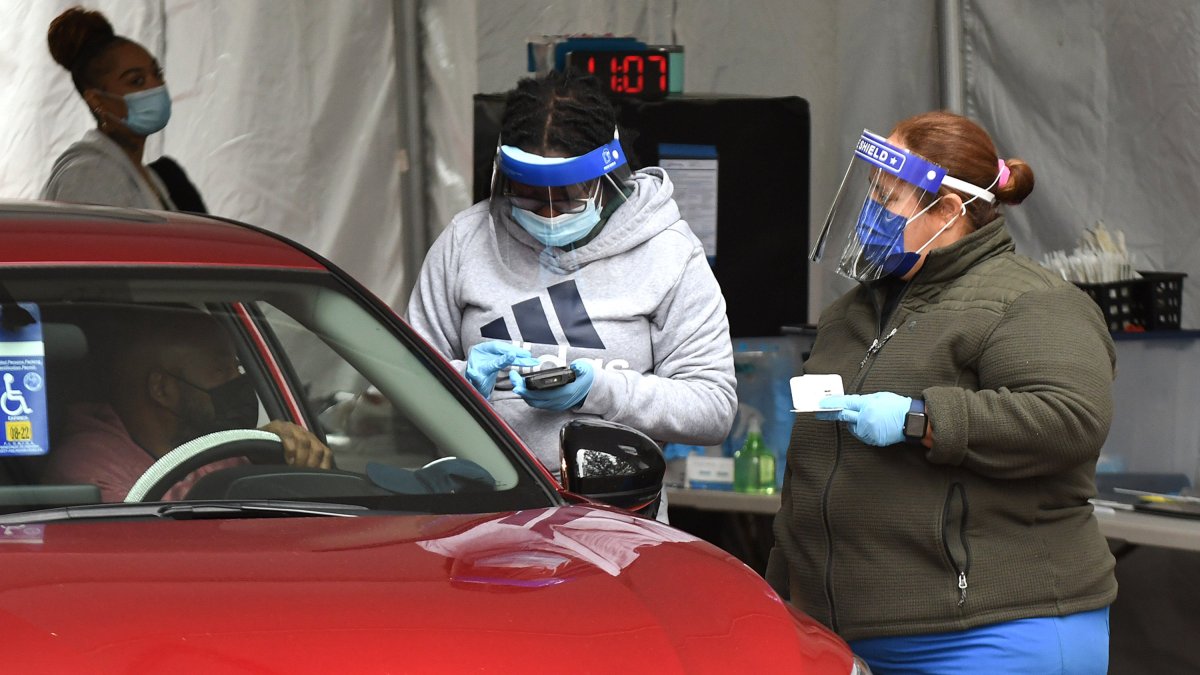 Florida Adds 29,000 COVID-19 Cases, Reports 2,700 Hospitalizations: CDC ...