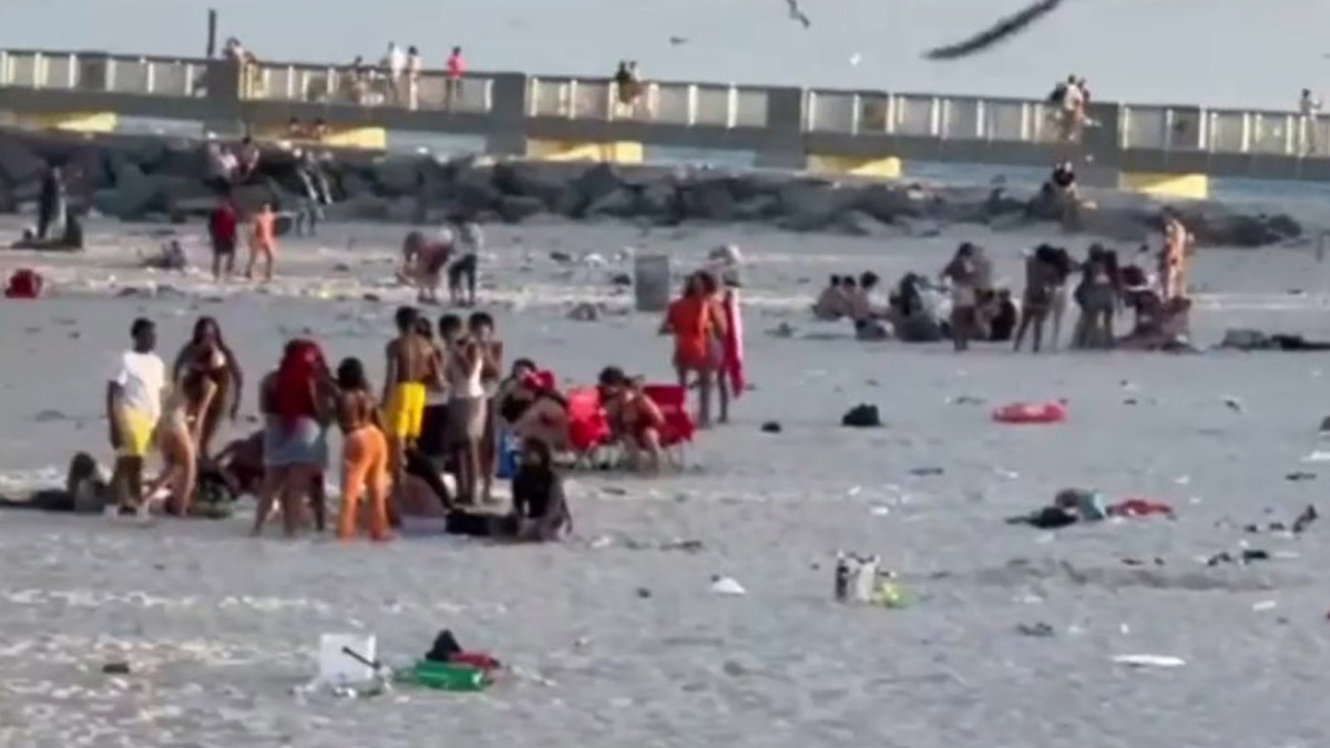Miami Beach Volunteers Clean Litter Left By Senior Skip Day Slobs – NBC ...