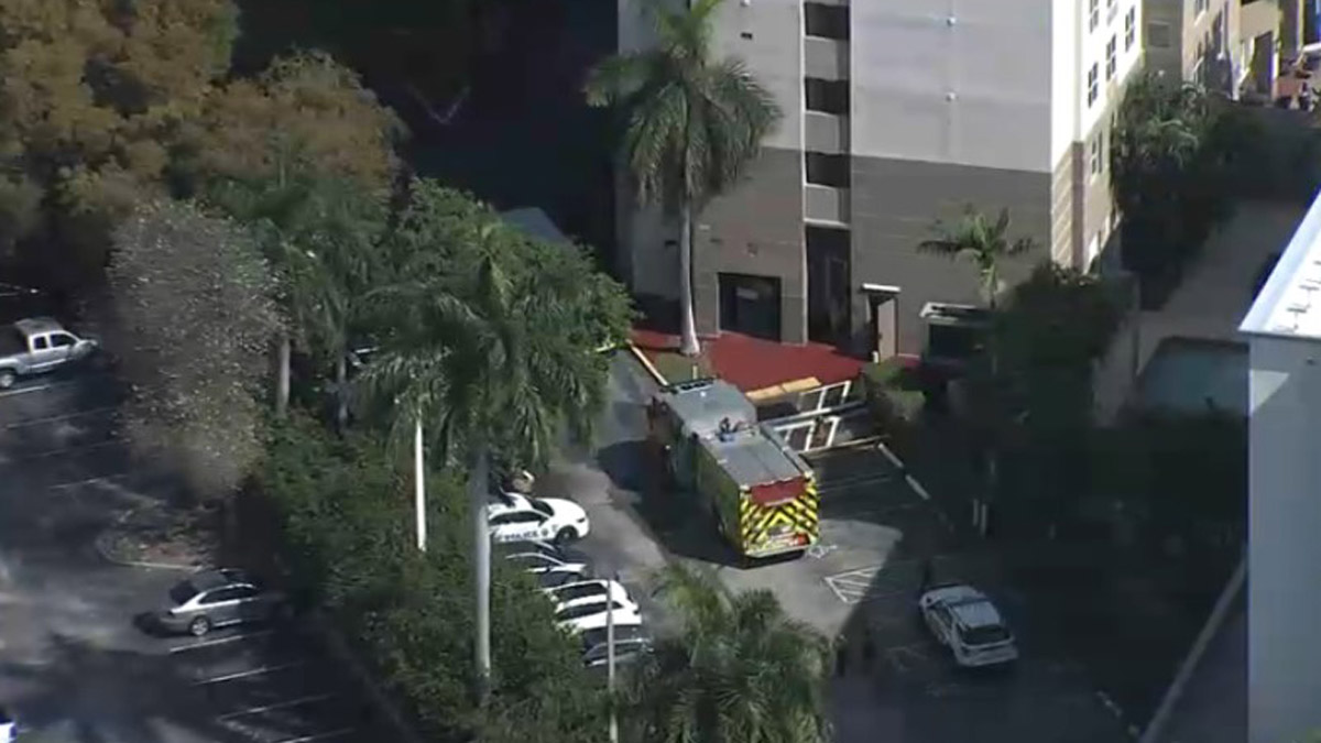 Doral Hotel Evacuated After Burst Water Pipe Causes Flooding – NBC 6 ...