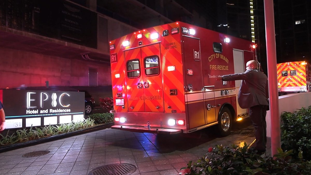 2 Men Hospitalized After Stabbing at Downtown Miami Luxury Hotel – NBC ...