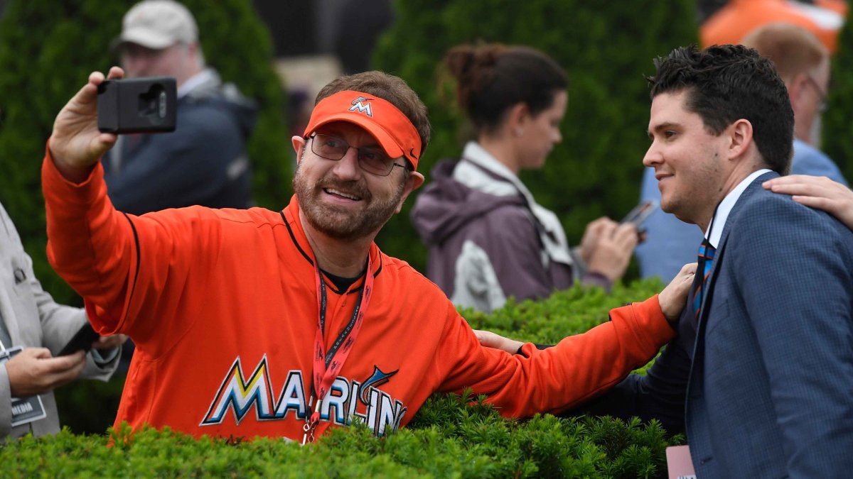 Who Is Marlins Man? Everything to Know About the Famous Fan – NBC 6 ...