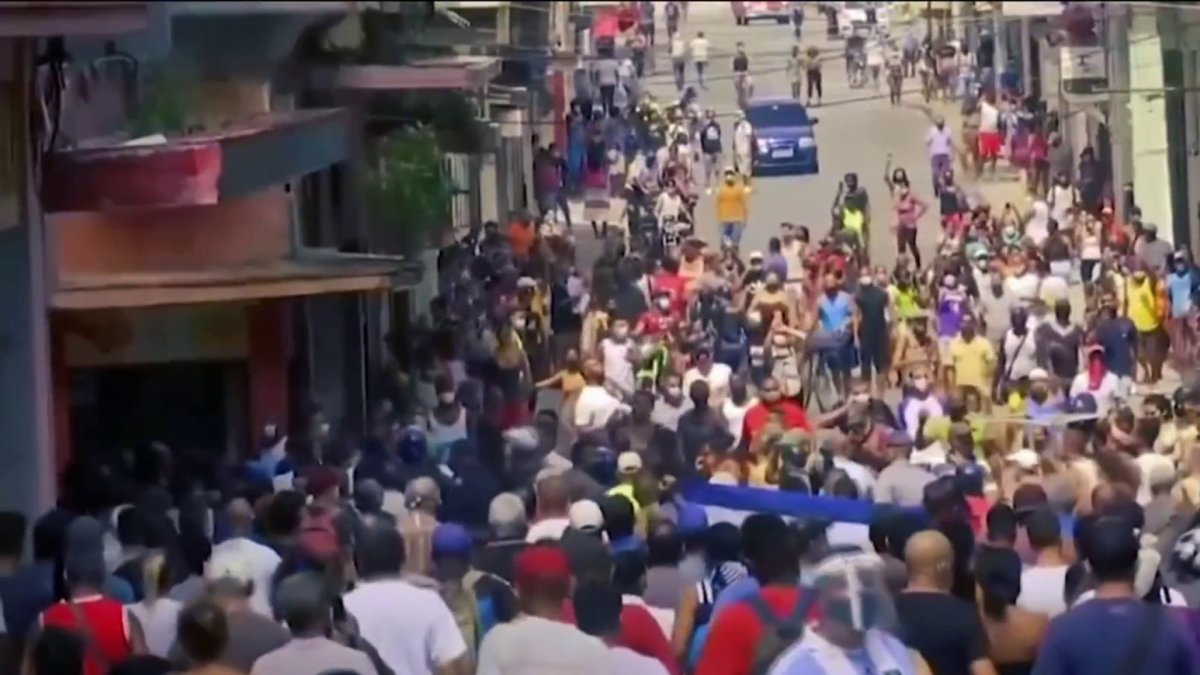 Cubans Escaping the Island Ask for the Right to Stay in US – NBC 6 ...