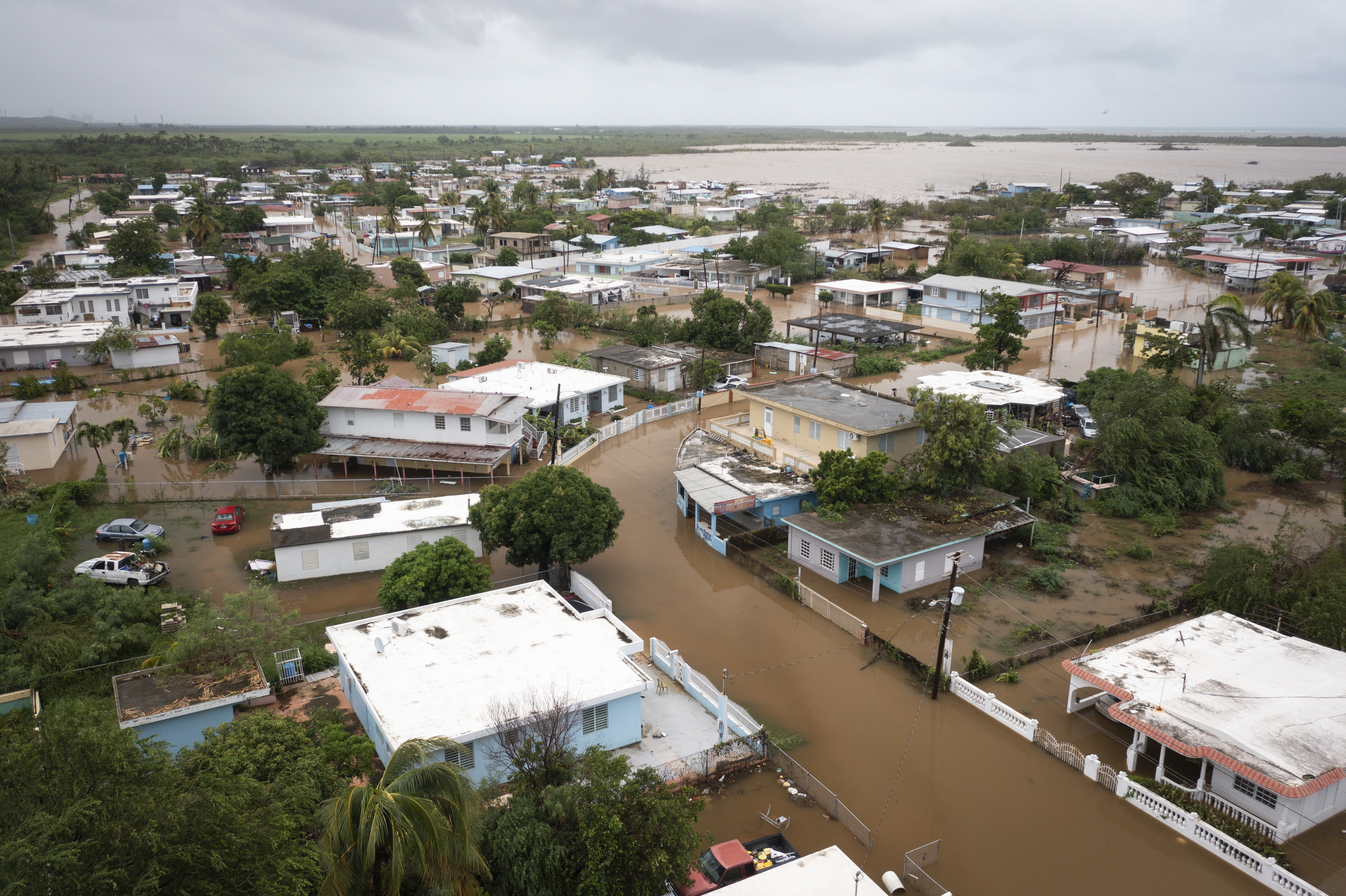 National Guard Rescues Hundreds in Puerto Rico as Hurricane Fiona Moves ...