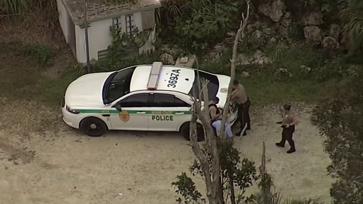 Customs and Border Protection Officer Killed in Shooting at Miami-Dade ...