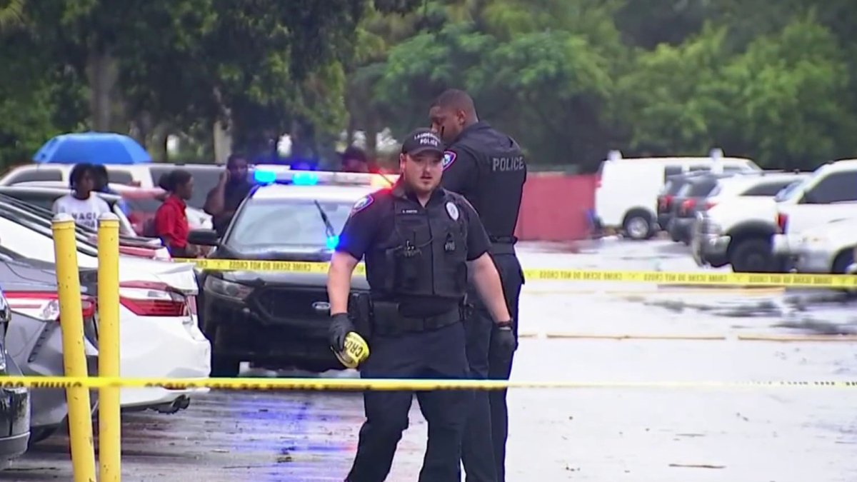 Shooting In Lauderhill Ends With 2 People Hospitalized Police Nbc 6