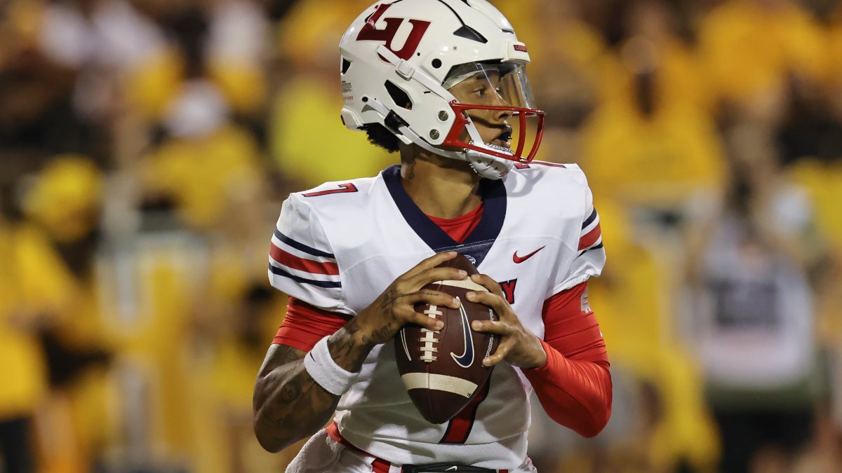 WATCH: Liberty WR Jaivian Lofton Makes Absurd One-handed Touchdown ...