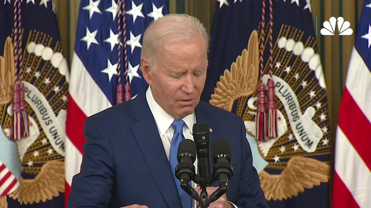 President Biden Delivered Remarks Following the 2022 Midterm Elections ...