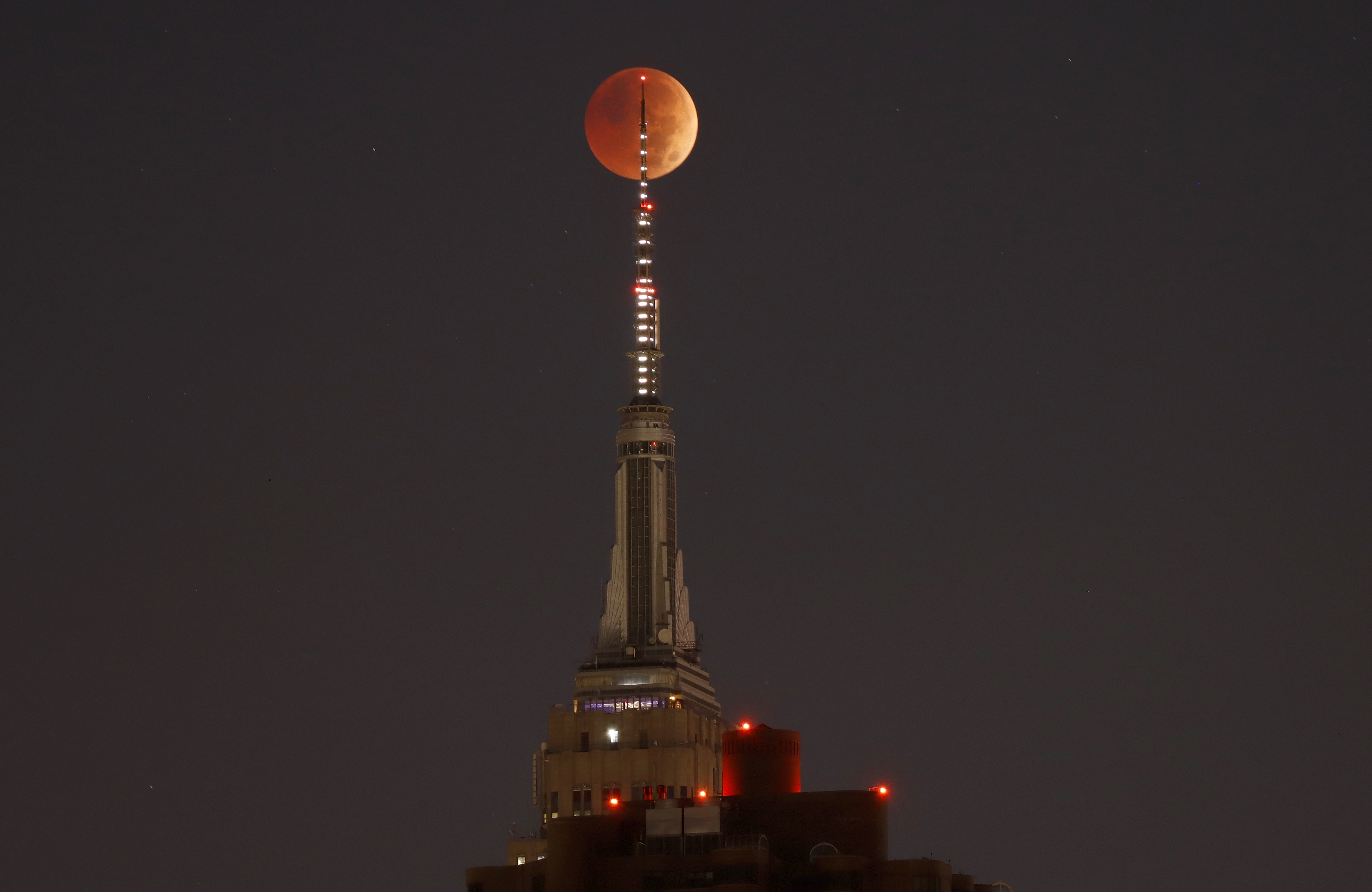 Pictures of the Last Blood Moon of 2022 From Around the World – NBC 6 ...
