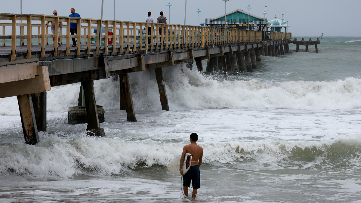 Hurricane Nicole Begins Battering Florida’s East Coast – NBC 6 South ... Hurricane Nicole Begins Battering Florida’s East Coast – NBC 6 South ...