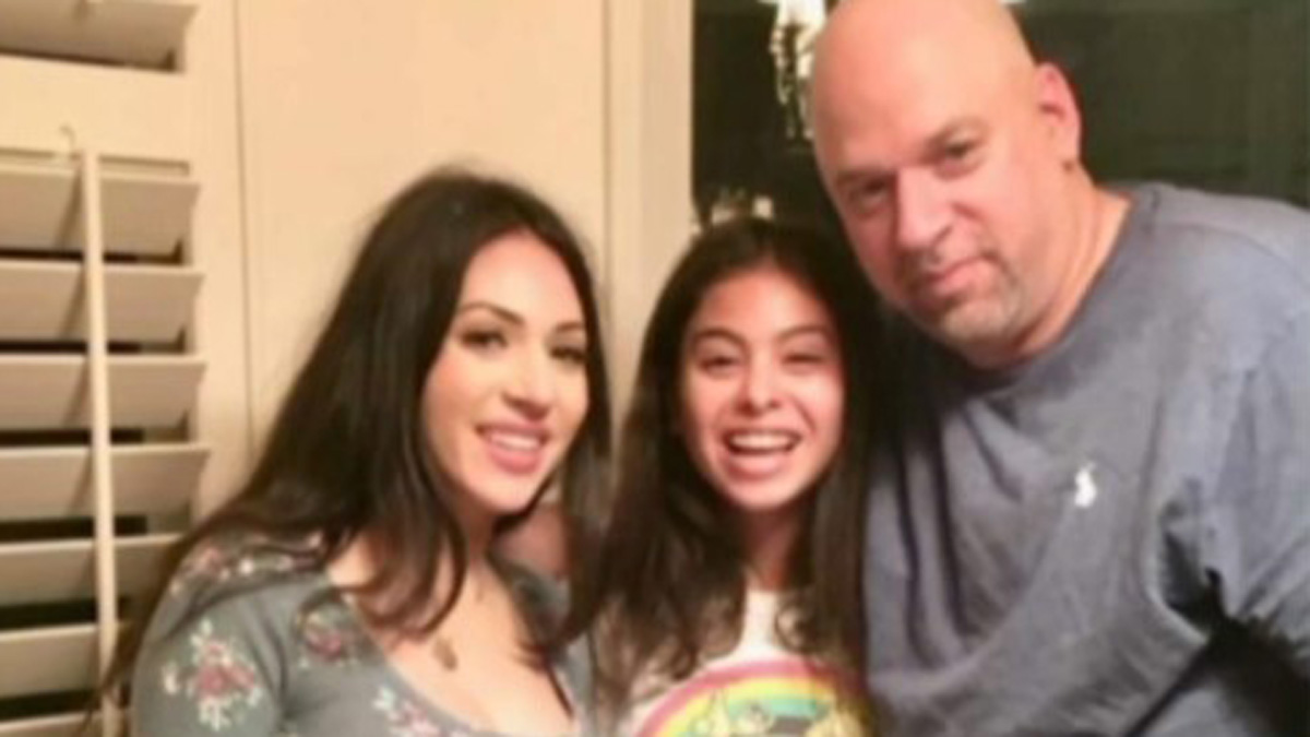 Man and Daughters Humiliated at Airport by False Human Trafficking ...