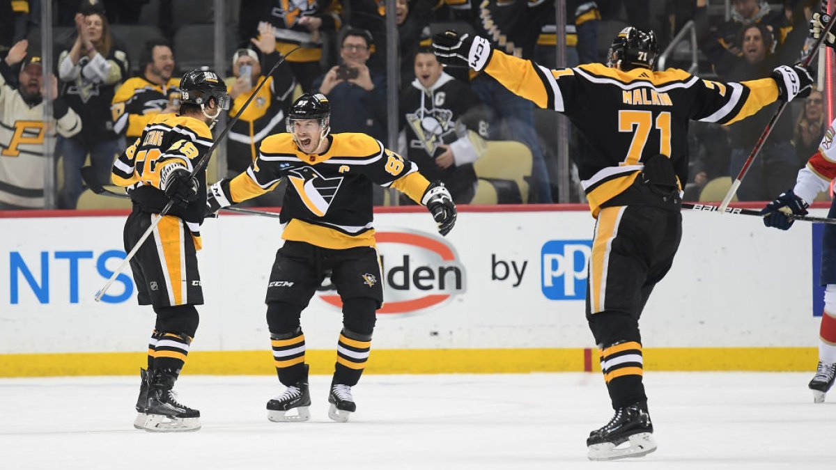 Letang Scores Twice in Return, Pens Beat Panthers 7-6 in OT – NBC 6 ...