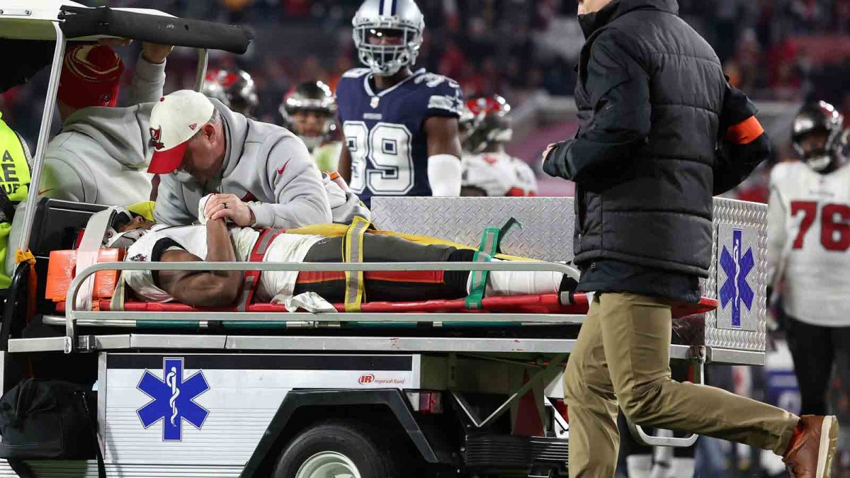 Bucs’ Russell Gage ‘In Great Spirits’ After Getting Carted Off Vs. Cowboys – NBC 6 South Florida