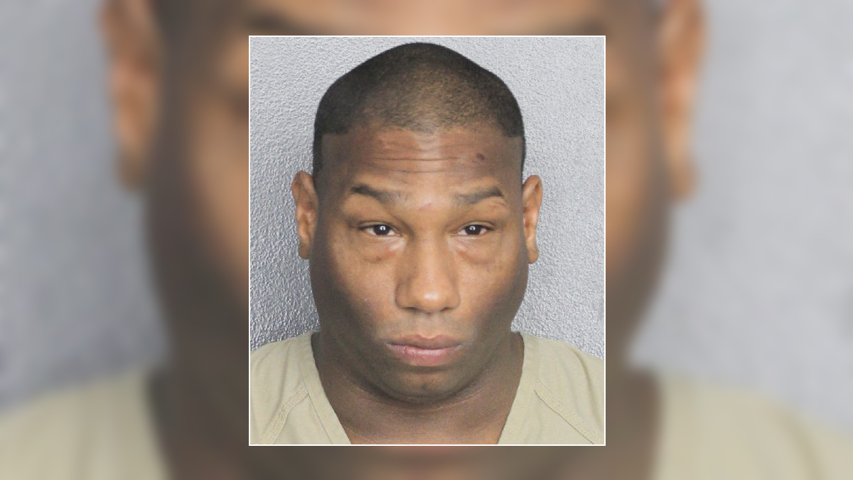 ‘I Can’t See’: Wild Bodycam Video Shows Lauderhill Cop Tase Man Who ...