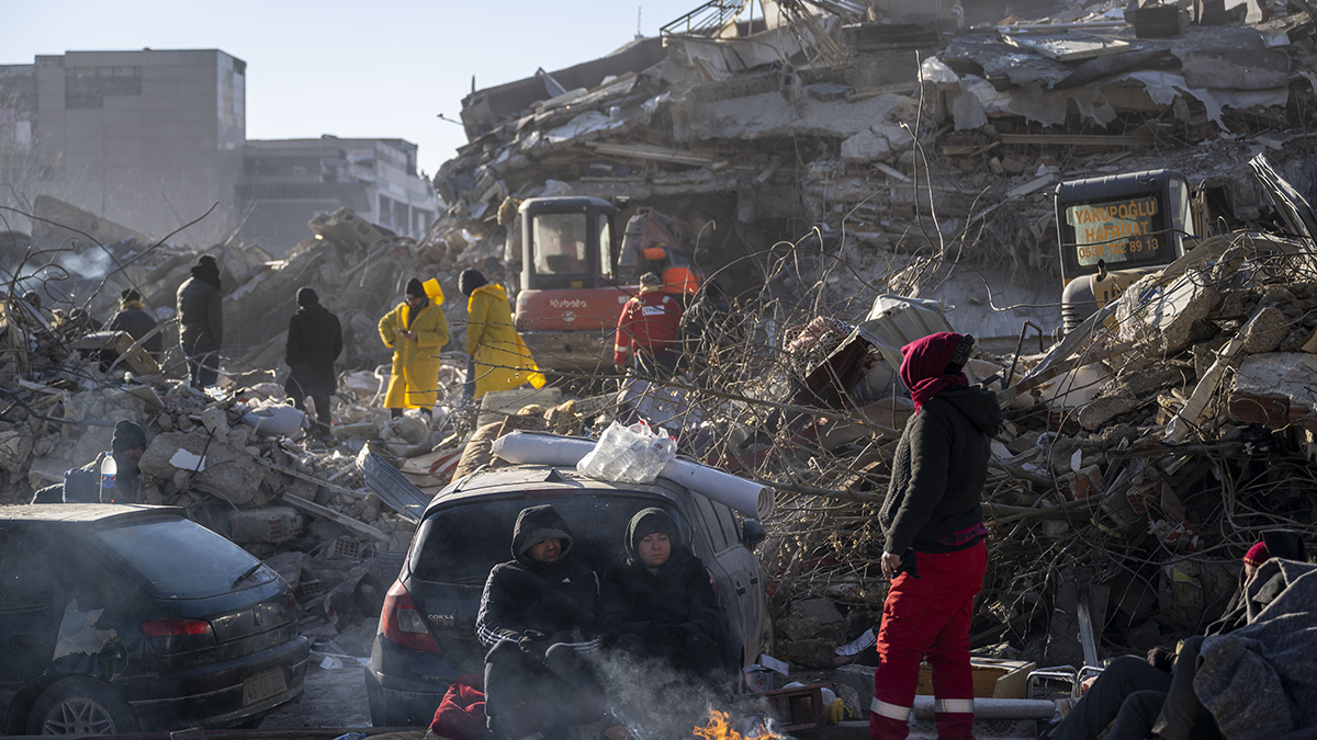 How Long Can Survivors Live Trapped Under Earthquake Rubble? – NBC 6 ...