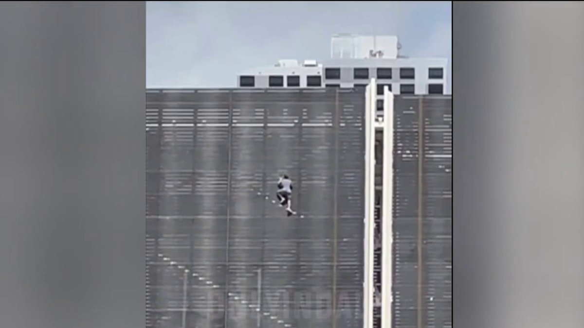Video of Man Climbing Brickell Drawbridge While Raised – NBC 6 South ...
