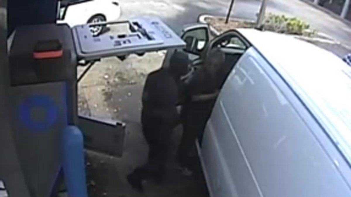 FBI Investigating ATM Robbery at Palmetto Bay Bank – NBC 6 South Florida