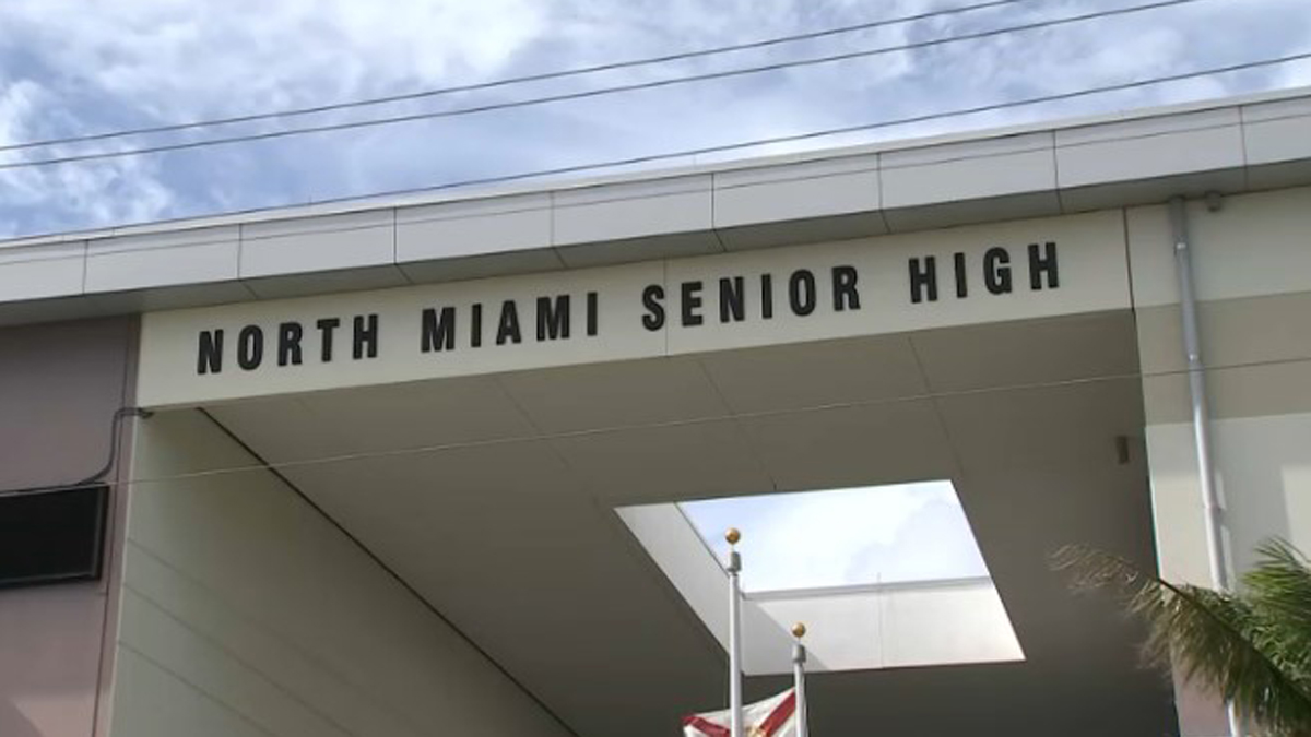 Crossing Guard Arrested for Groping North Miami Senior High Student ...