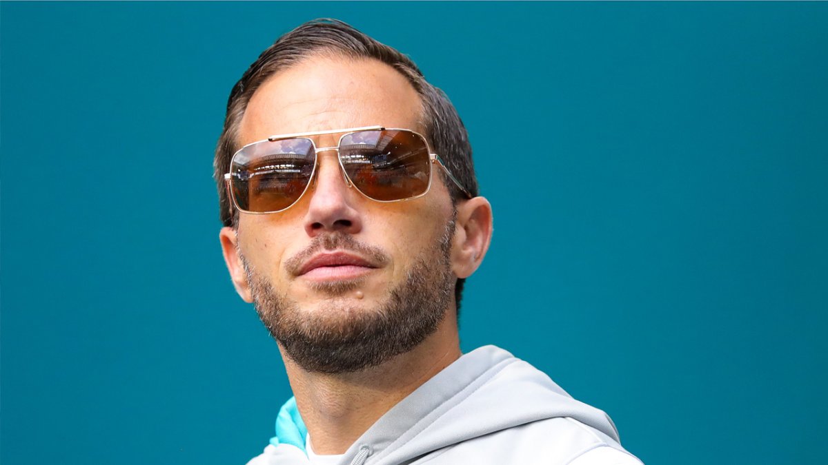 Dolphins coach Mike McDaniel and GM Chris Grier will return next season ...