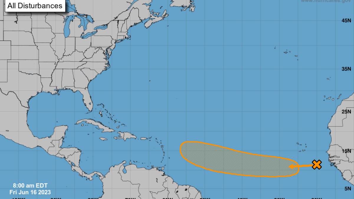 Disturbance in the Atlantic: Favorable conditions for tropical wave to ...