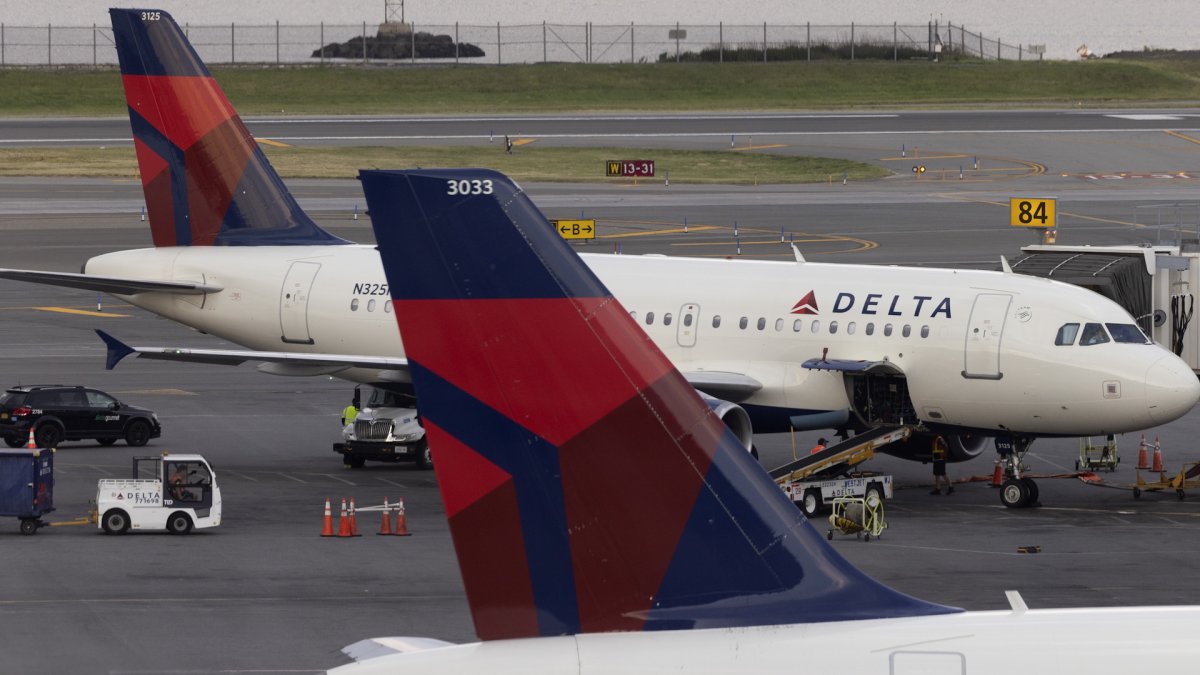 Delta says it will walk back some planned SkyMiles changes after ...
