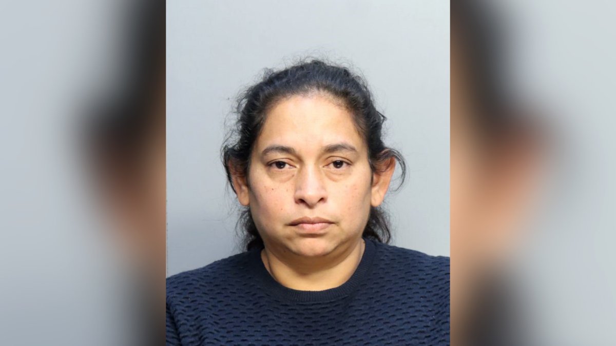 Woman arrested after hit and run that injured two teens in Miami Beach ...