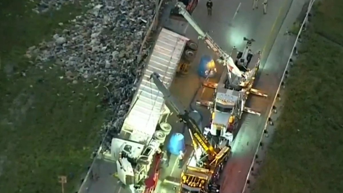 Unbelievable video captured of semi-truck disasters in South Florida ...