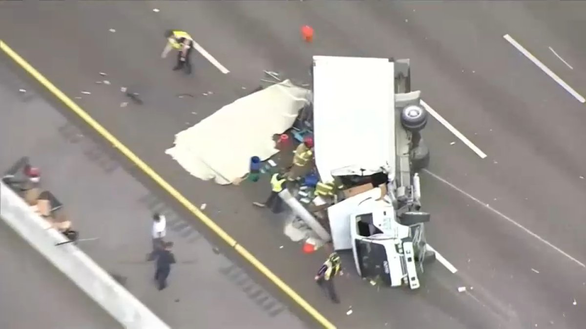 Box truck rolls over on the Florida’s Turnpike causing major traffic delays – NBC 6 South Florida