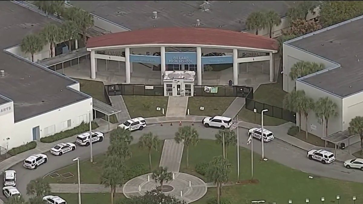 Student facing charges after bringing gun to Dillard High School in ...